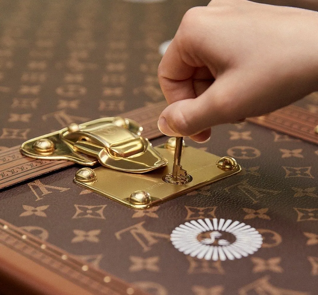 Istorija luksuznog modnog brenda "Louis Vuitton" - i2 portal